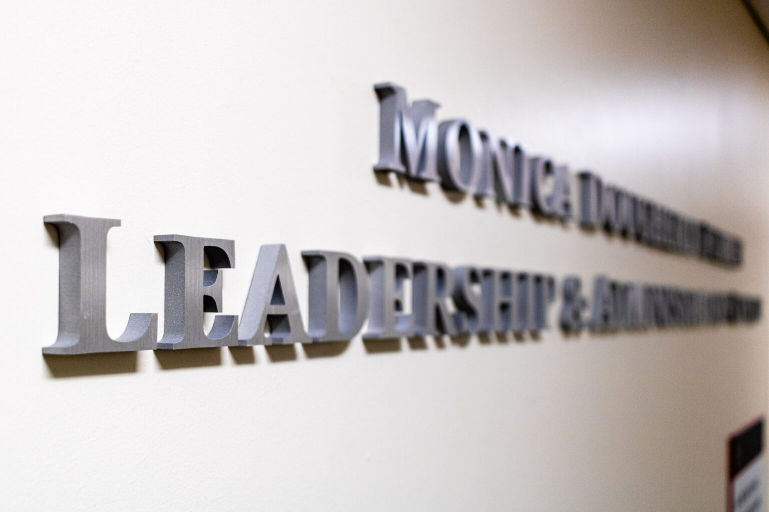 Non-Illuminated Signs - Insta Signs Plus | Delaware Signs